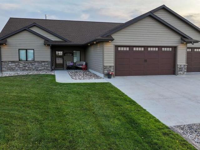 55091 Winchester Dr, Crofton, NE 68730
