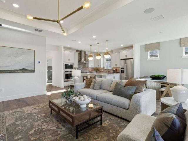5509 Olive Lane