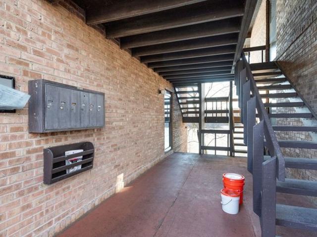 5509 E Lake Dr Apt C, Lisle, IL 60532