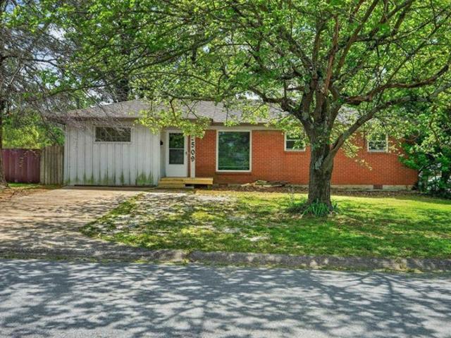 5509 Westminister Dr, Little Rock, AR 72209