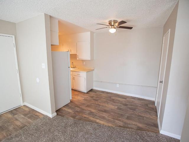 5500 Foothill Garden Court Studio Apartment for Rent at 5500 Foothill Garden Ct, Sacramento, CA 95841