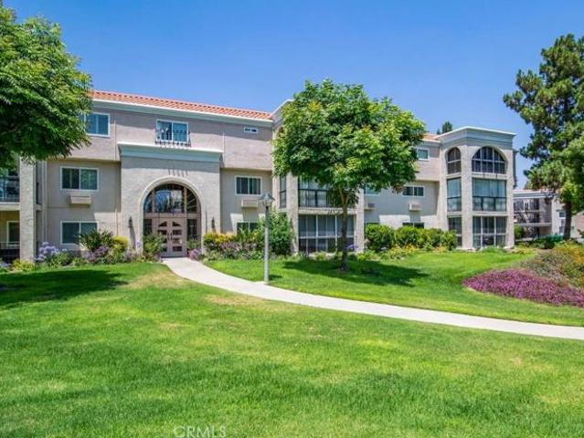 5500 Paseo Del Lago #1B, Laguna Woods, CA 92637