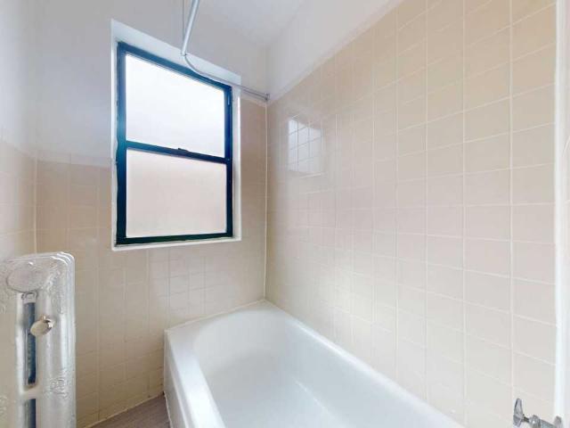 5500 S. Cornell Avenue 2 Bedroom Apartment for Rent at 5493 S Cornell Ave, Chicago, IL 60615 Hyde Park