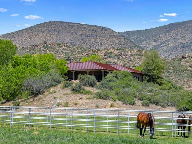 5500 S Four Cross Ranch Road, Skull Valley, US, AZ