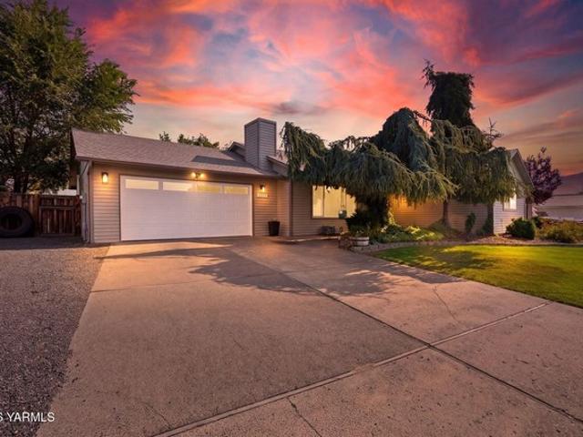5501 Mount Clemens Way, Yakima, WA 98901