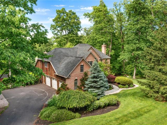 5501 Northwood Drive