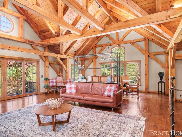 5501 Canyon River Drive