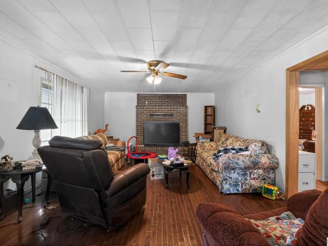 5501 Cruce Road