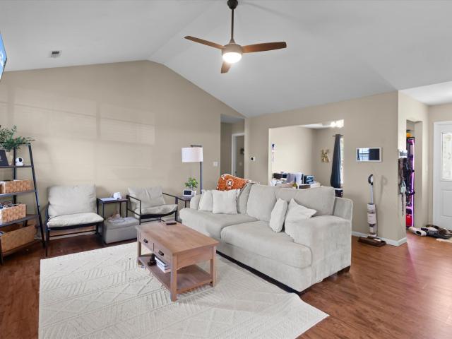 5501 gemstone way
