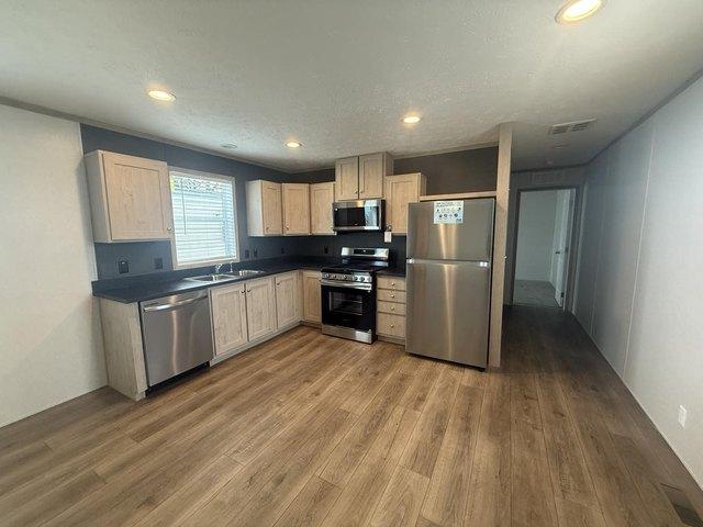 5501 Toms Pl Unit 987, Kalamazoo, MI 49009