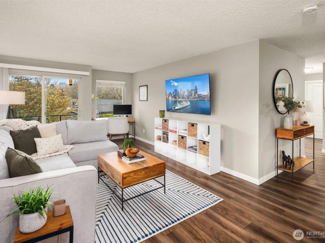5501 11th Avenue NW # 204