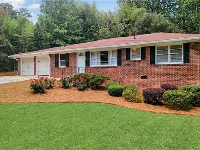 5502 Beaver Dr SW, Mableton, GA 30126