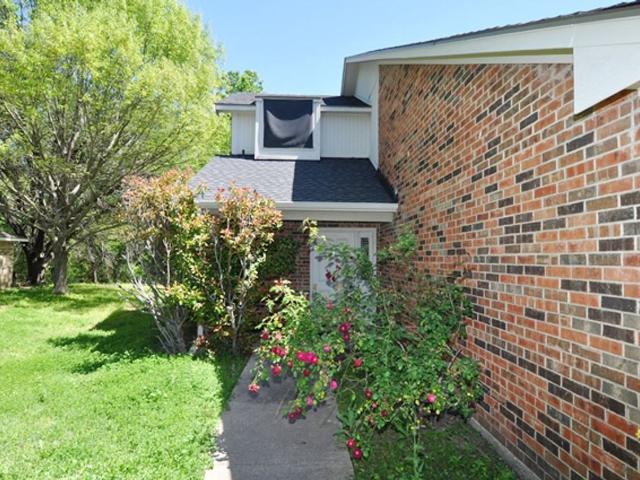 5502 Loving Drive 2 Bedroom Apartment for Rent at 5502 Loving Dr, Garland, TX 75043