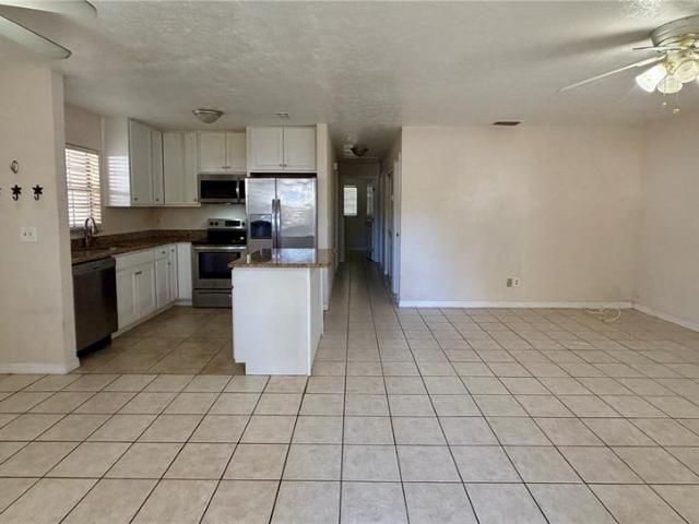 5502 S Elkins Ave, Tampa, FL 33611 | MLS #TB8460 | Compass
