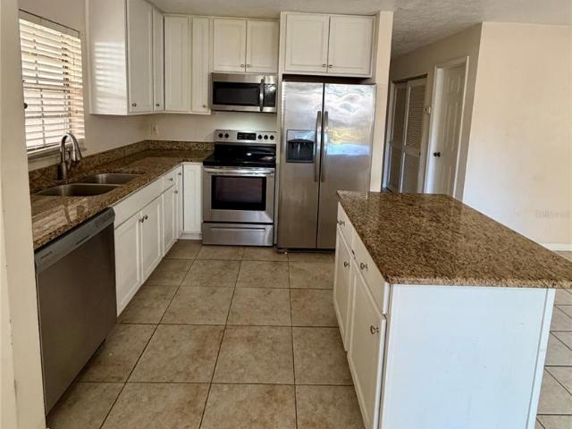 5502 S Elkins Ave, Tampa, FL 33611 | MLS #TB8460