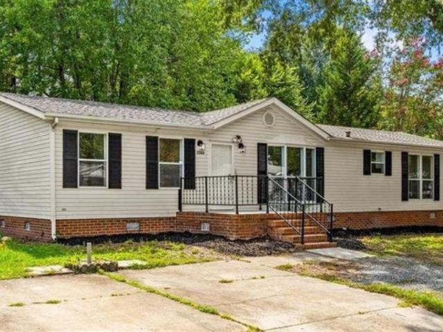 5503 Bridgeview Dr, Greensboro, NC 27406