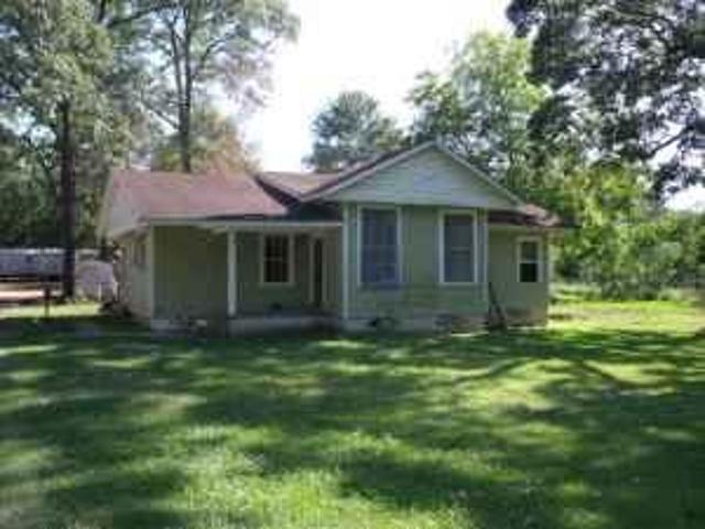 $550 / 3br LARGE HOUSE WITH HARDWOOD FLOORS BASTROP
