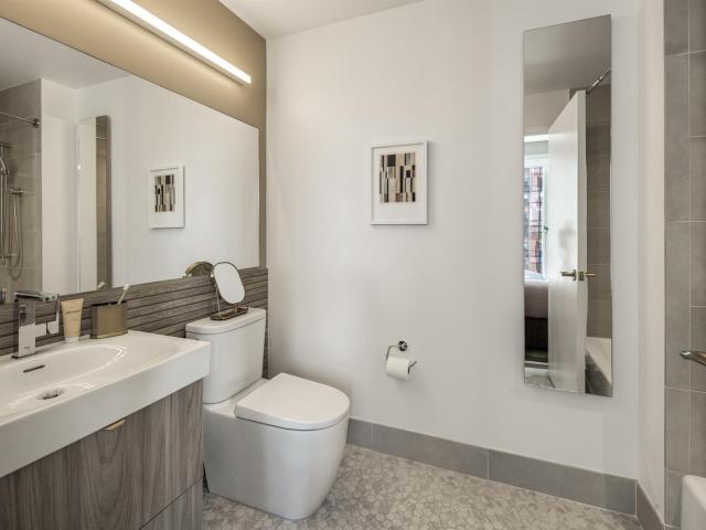 550 10th Avenue, Unit 2607