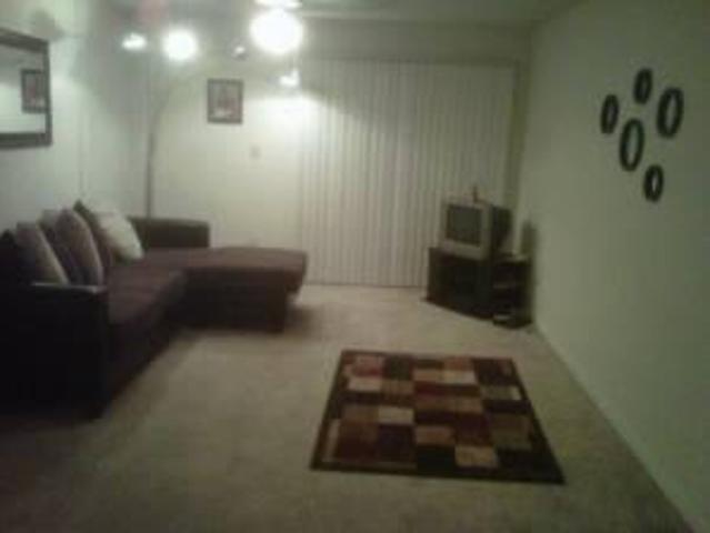 $550 / 1br sick of roomates ? 1 br/ $550 the gardens apts