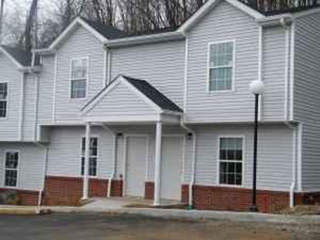 $550 / 2br New Construction Townhome on Van Voorhis 1000 Church Hill Drive map