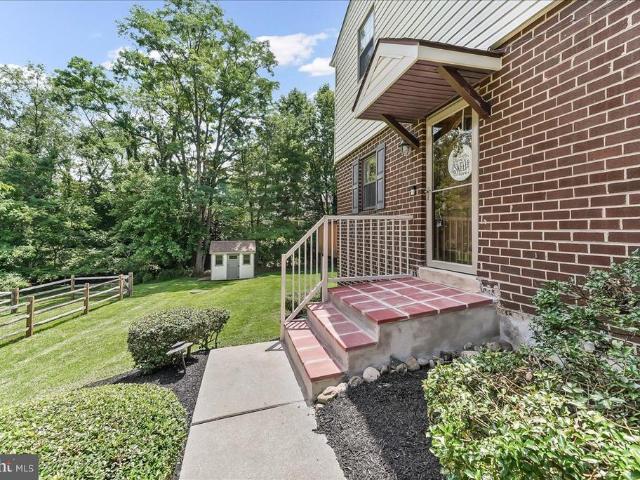 550 Coventry Lane