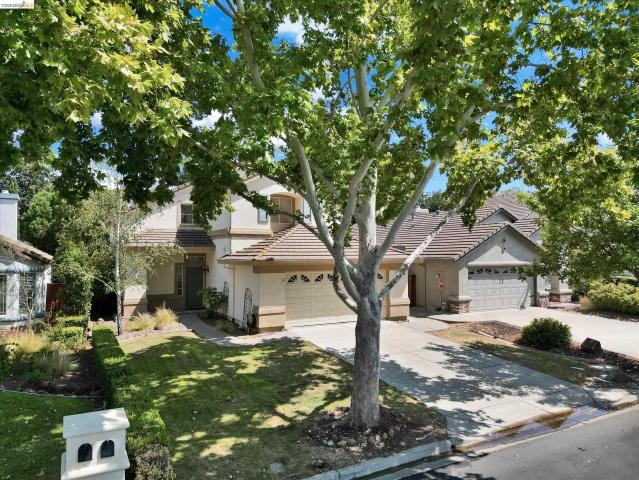 550 Apple Hill Dr