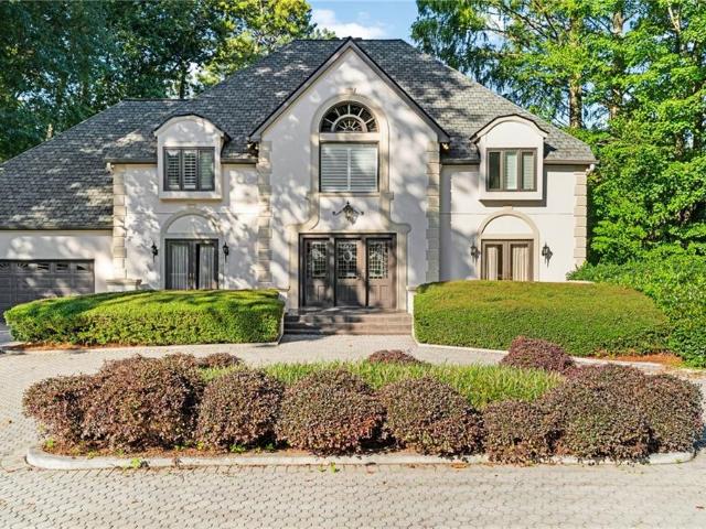 550 Atlanta Country Club Drive SE