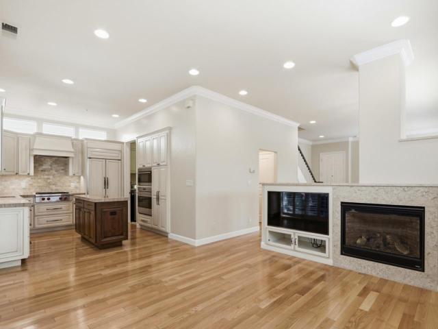 550 Gabilan St, Los Altos, CA 94022 | MLS #ML82041 | Compass