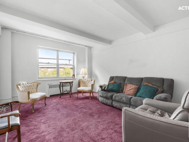 550 Grand Street, New York, NY