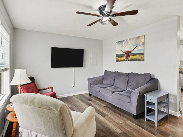 550 Gregory Rd
