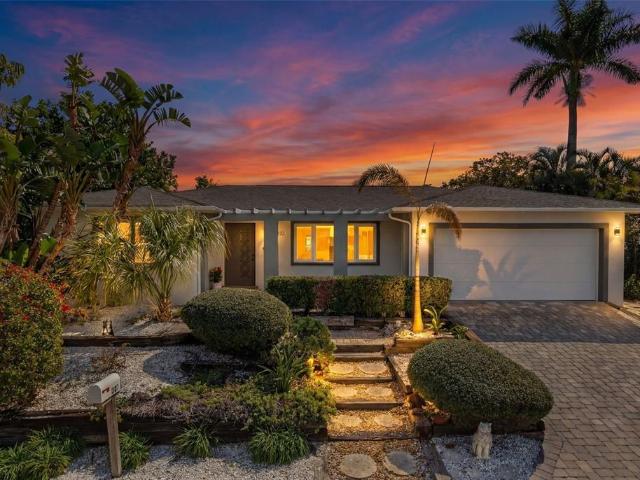 550 De Narvaez Dr, Longboat Key, FL 34228 | MLS #A4683 | Compass