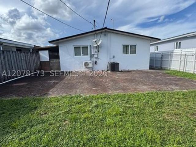 550 E 29th St, Hialeah, FL 33013