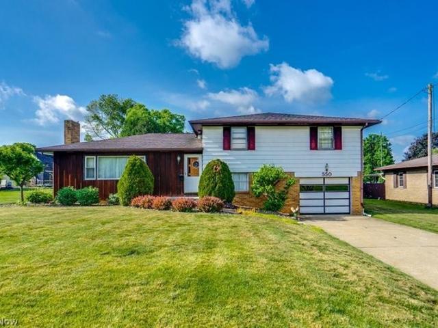 550 E Carrollton St, Magnolia, OH 44643