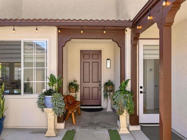 550 Echo Lane