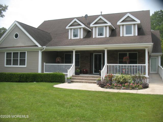550 Egenolf Place