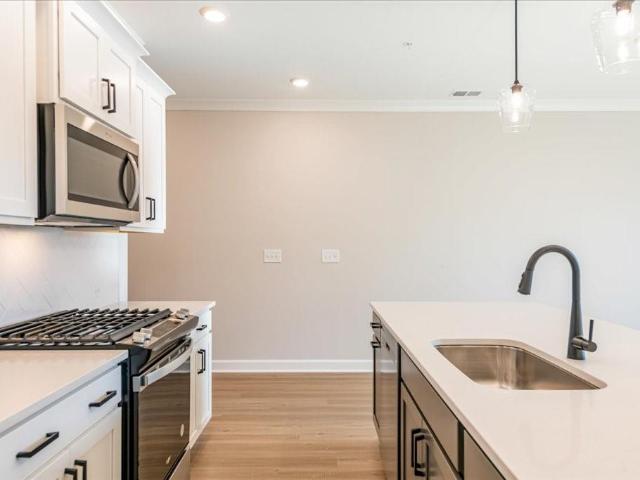 550 Feldspar Way