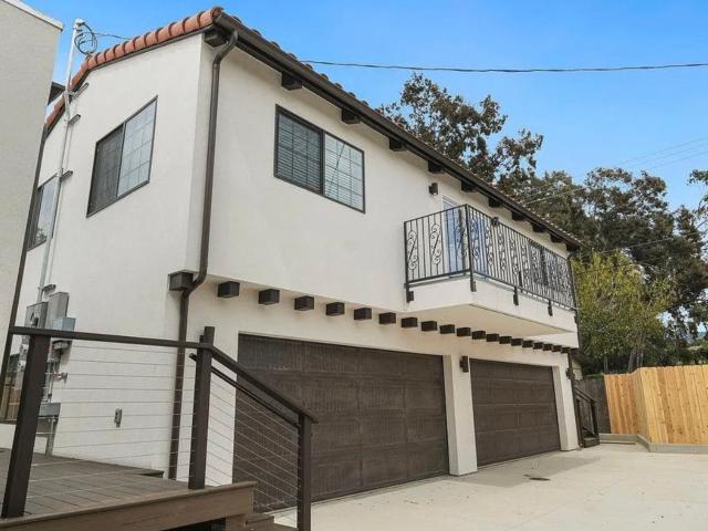 550 Hathaway Ave