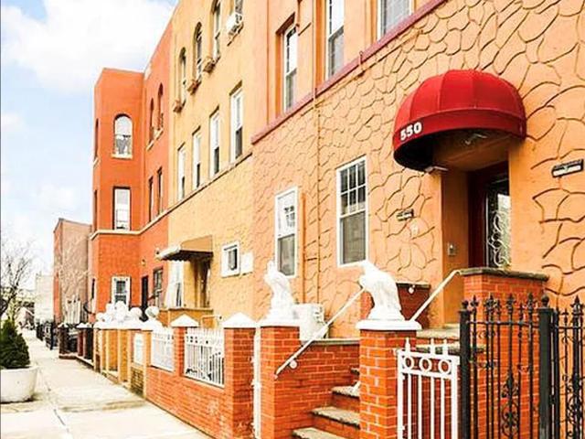 550 Hart Street