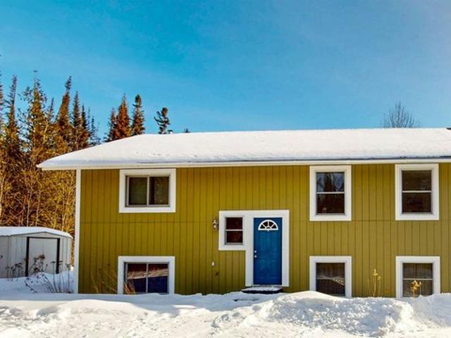 550 Humphrey Cir, Grand Marais, MN 55604