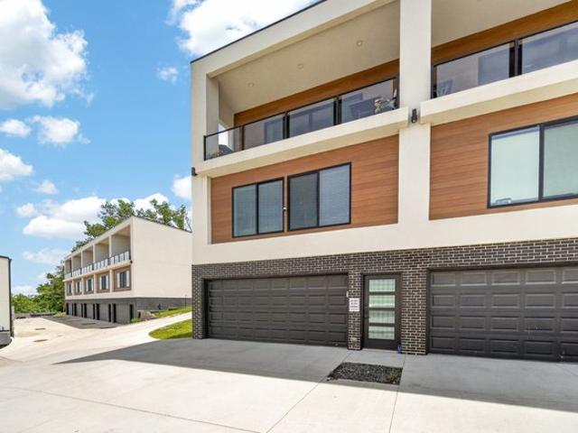 550 Indianola Rd Unit 7, Des Moines, IA 50315