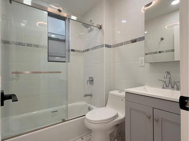 550 Jamaica Avenue # 2