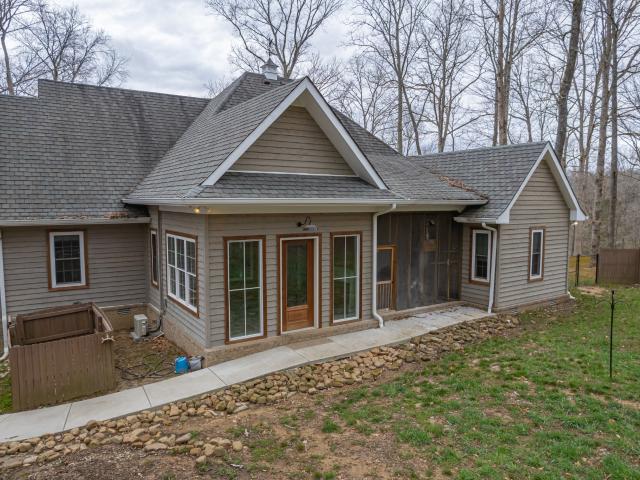 550 Laurel Crown Rd