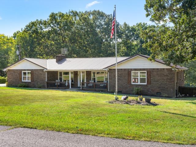 550 Lakeview Ct, Tennessee Ridge, TN 37178 | MLS #3117 | Compass