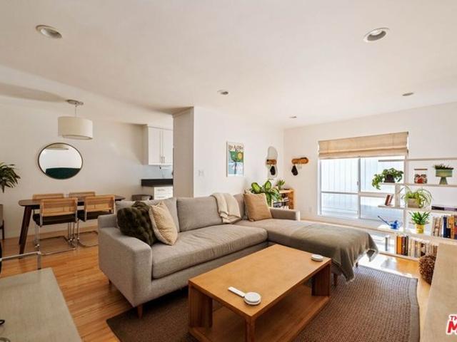 550 N Croft Ave Apt 2, Los Angeles, CA 90048