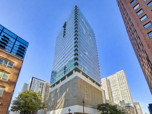 550 N Saint Clair St Apt 2503, Chicago, IL 60611