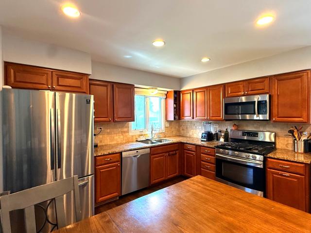 550 S Walnut Street