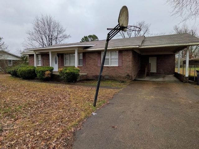 550 Park St, Baldwyn, MS 38824