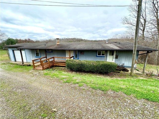 550 Rocky Point Rd, Fleming, OH 45729