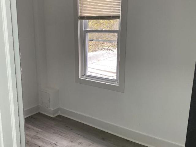$550 Room for Rent Shared Bath 710 N Fulton Ave