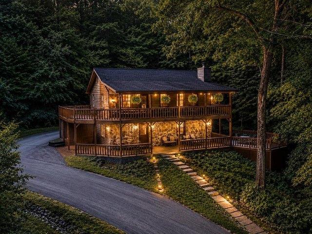 550 Ross Rd, Mineral Bluff, GA 30559